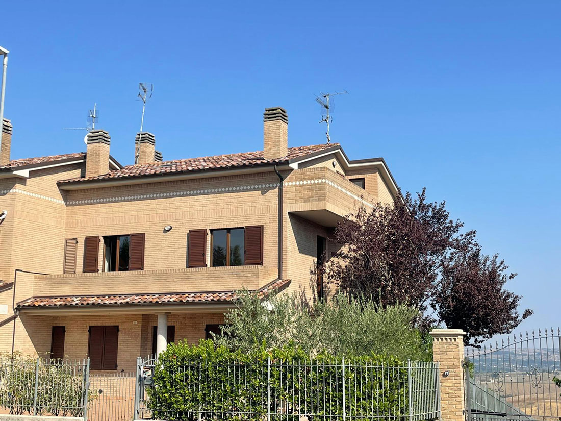 Case restaurate nelle Marche in vendita - ville e casali